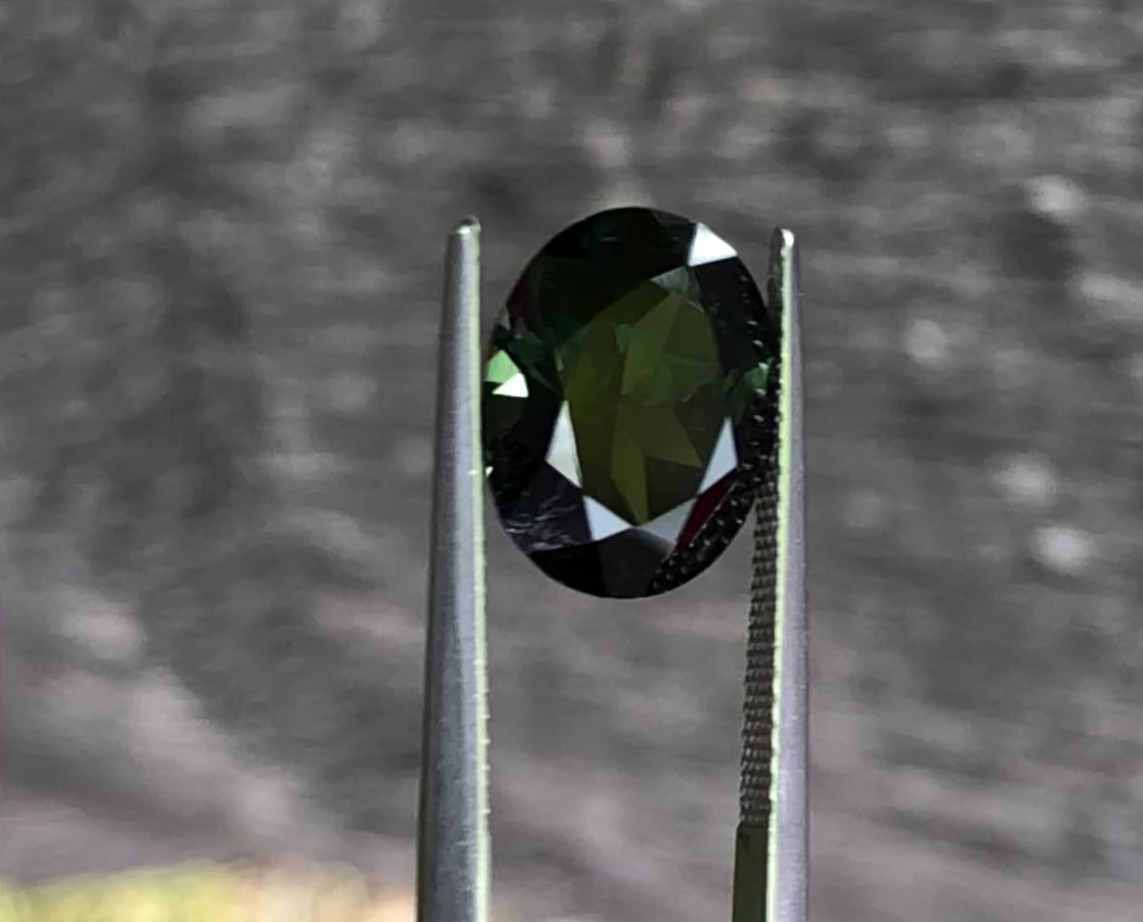 Deep Green Sapphire. M1049 – OZSAPPHIRES